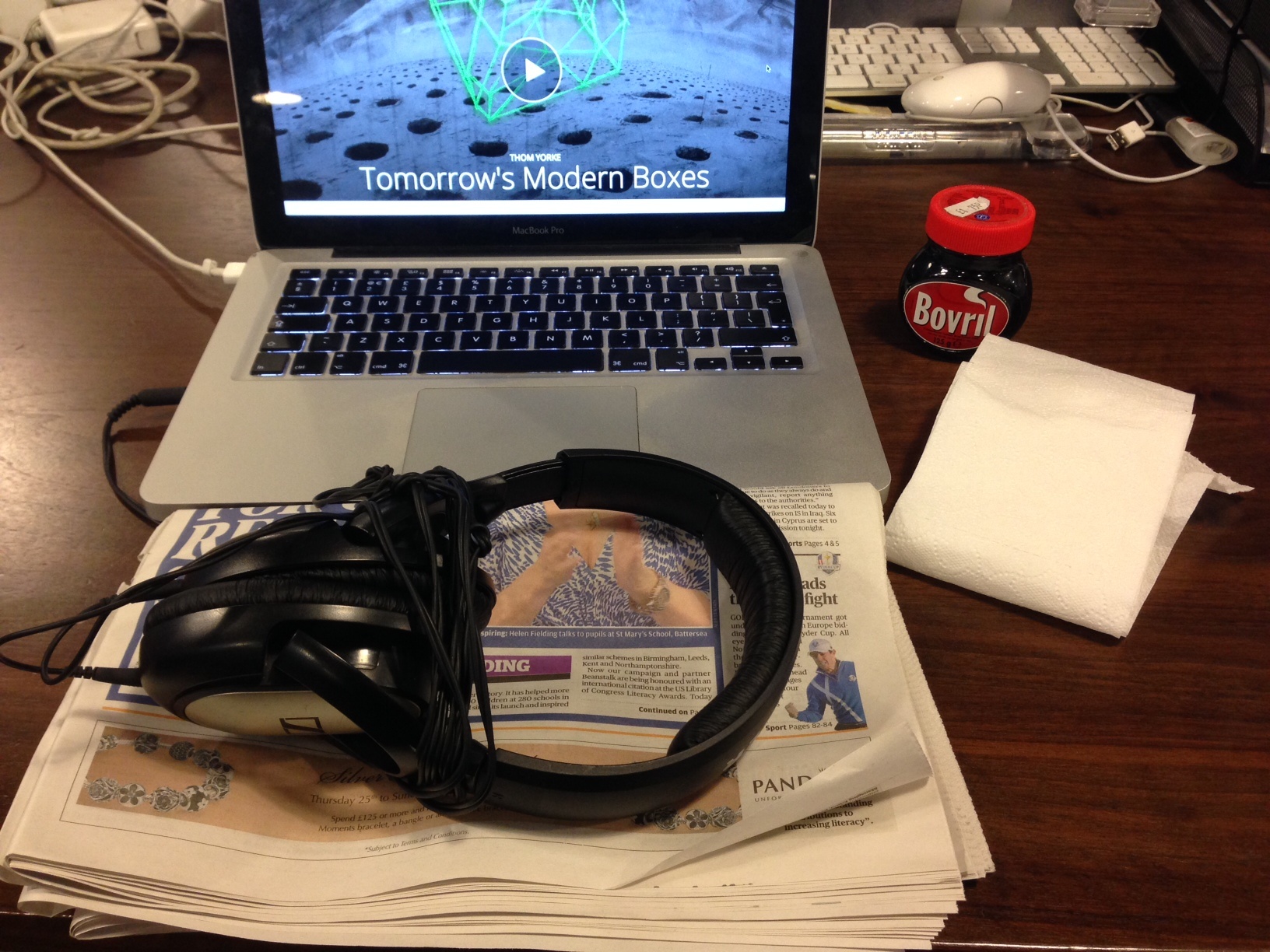 A Dummy's Guide To Downloading Thom Yorke's Album Using Only A Computer