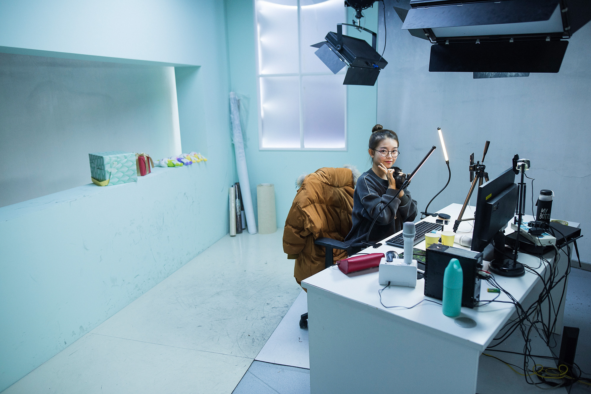 Inside China's Biggest Live-Streaming Superstar Factory