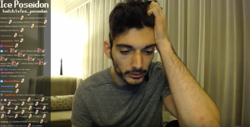 Twitch Streamer Gets Swatted Off a Plane