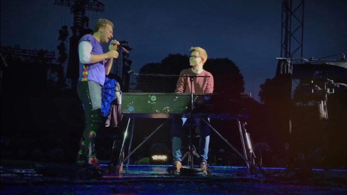Coldplay Brought This Fan Onstage and He Crushed the Piano Like a Young God