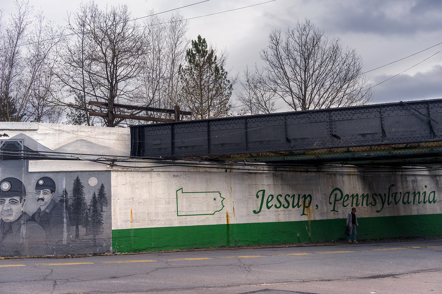 Lonely Photos of Daily Life in the Rust Belt