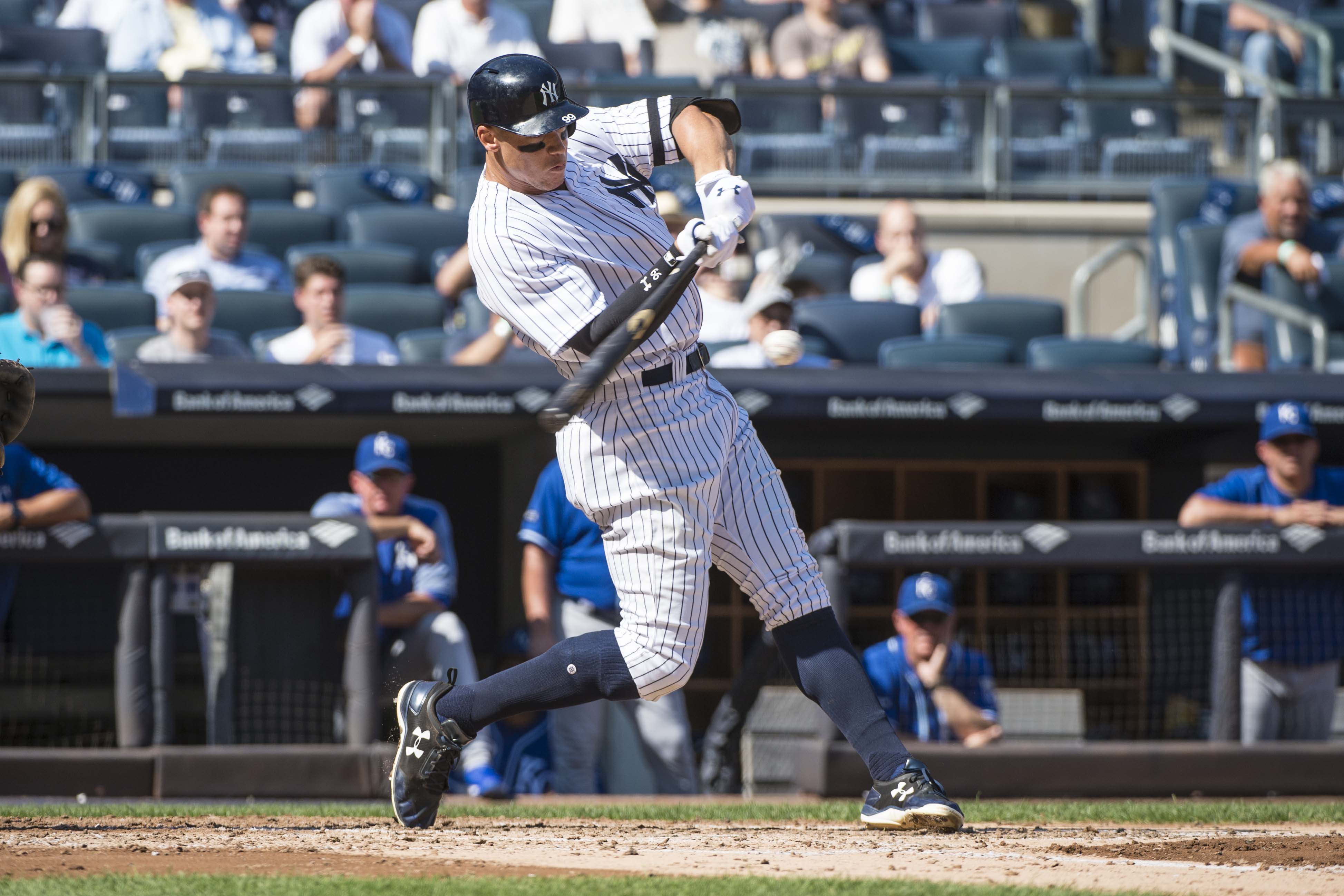 Aaron Judge Hits 50th Home Run, Most by Rookie Ever