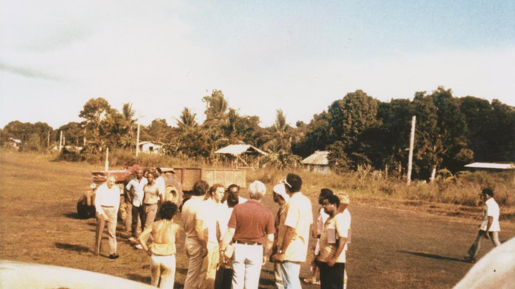 Zeldzame foto’s van Jonestown, de dodelijkste sekte uit de Amerikaanse ...