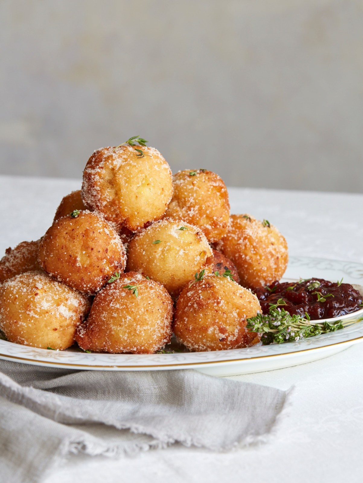 Ponchiki (Russian Apple Doughnuts) Recipe