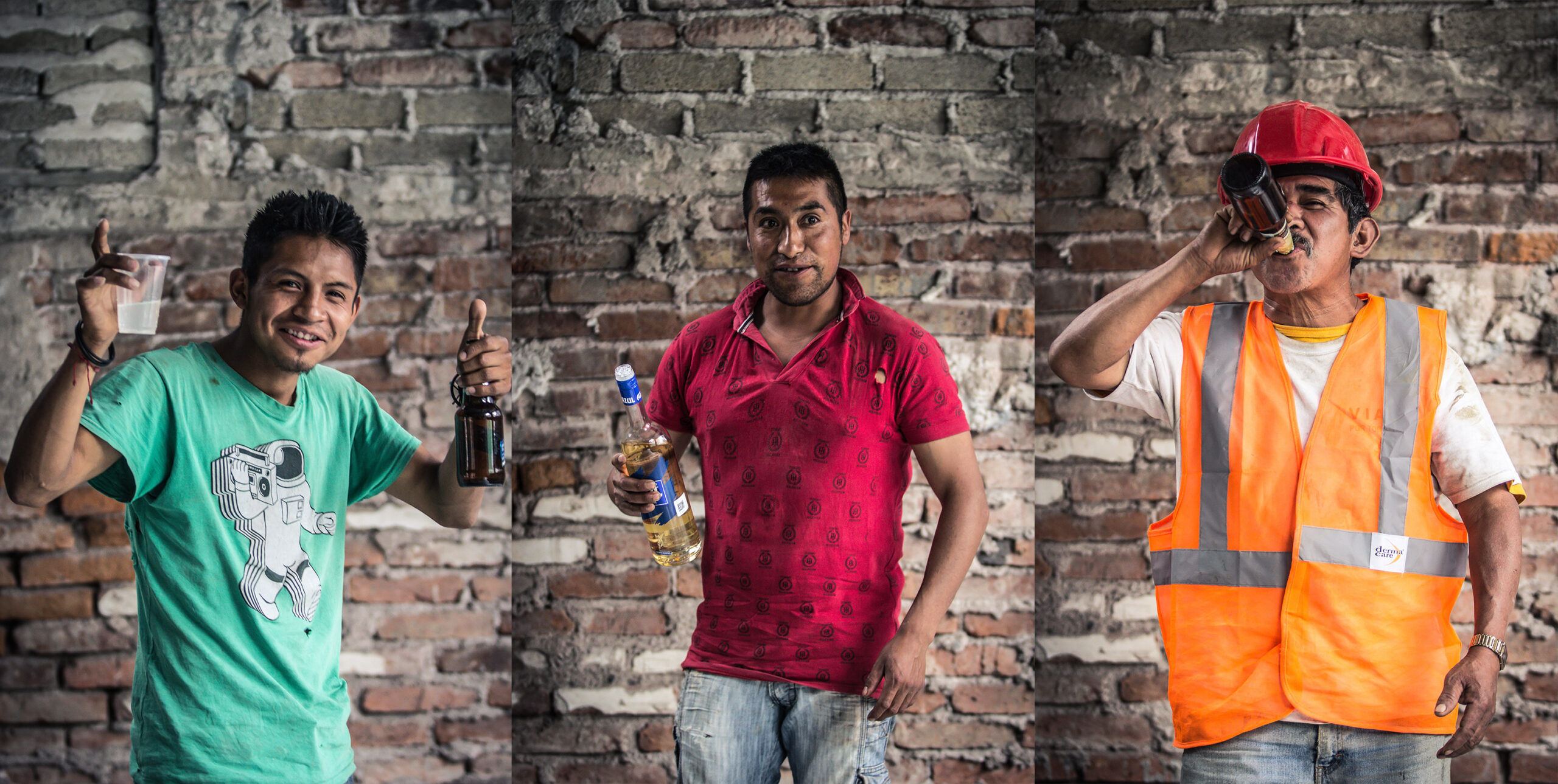 Chupe, comida y albures: una tarde con albañiles en el Día de la Santa Cruz