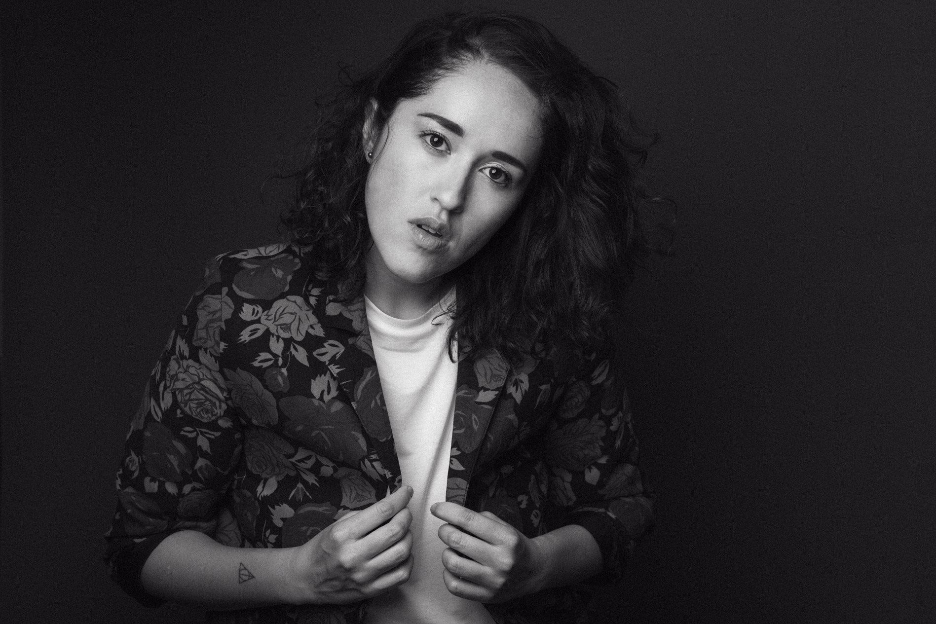 Ruzzi escapa del dolor en una 'Nave Especial'