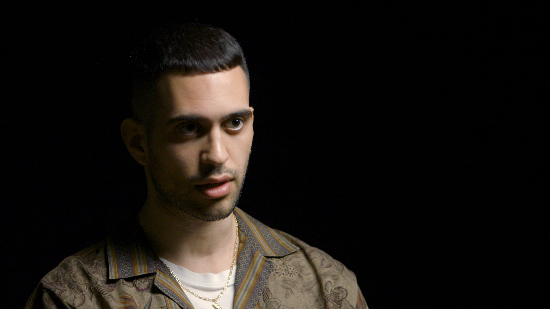 Un ripasso dei 20 momenti più assurdi nella storia del Festival di Sanremo